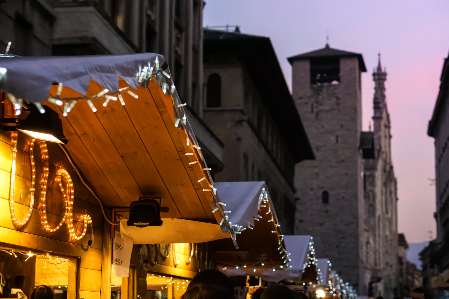 Como Christmas Market | 2025 Dates, Locations & Must-Knows! - Christmas ...