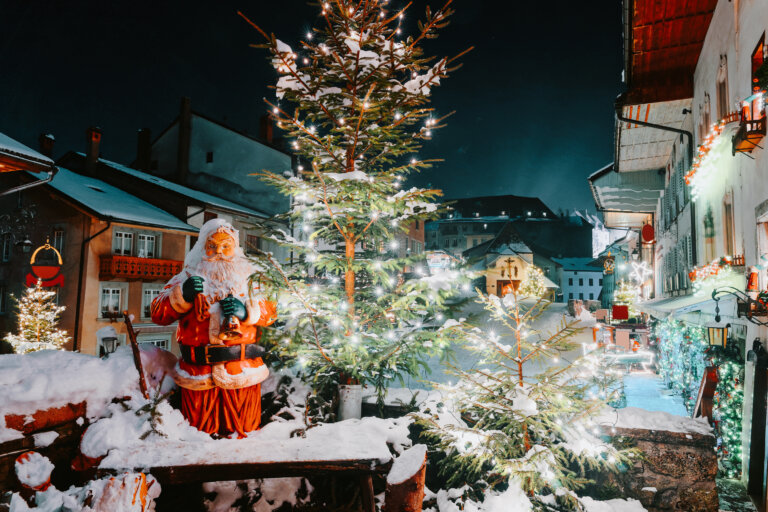 The 12 Best Christmas Markets in Switzerland You Can’t Miss - Christmas ...