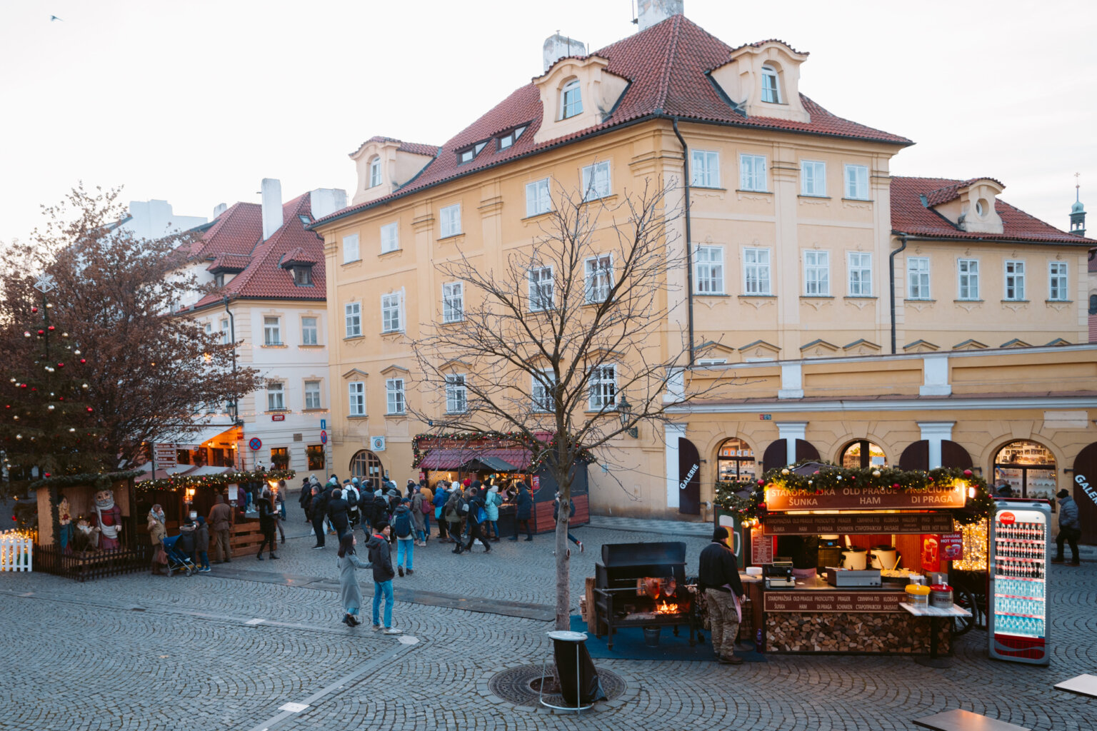 Prague Christmas Market | 2024 Dates, Locations & Must-Knows ...