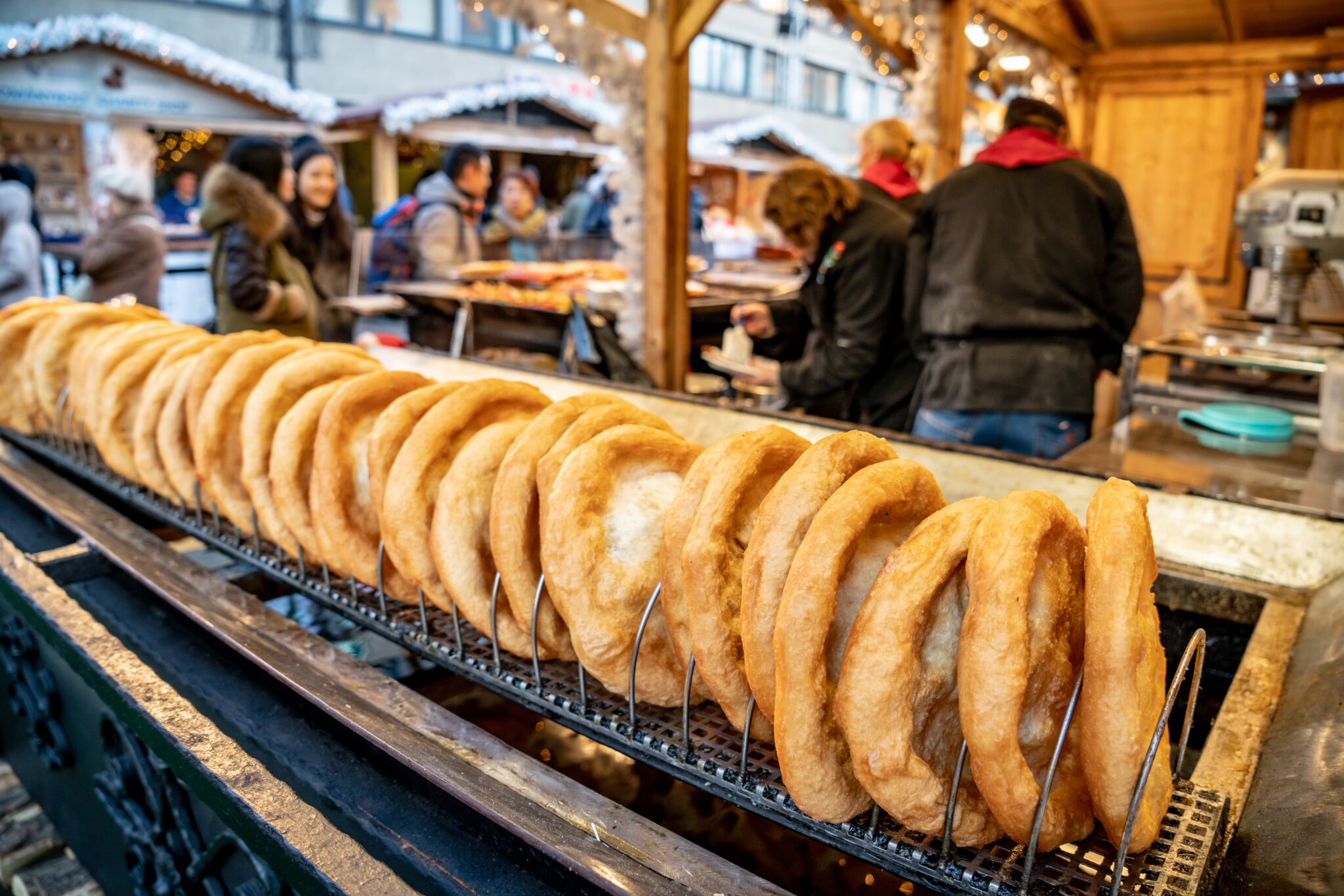 20+ Delicious Christmas Market Foods to Try in Europe This Winter ...