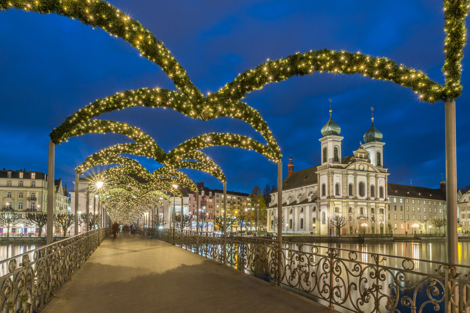 The 12 Best Christmas Markets in Switzerland You Can't Miss [2023 Update]